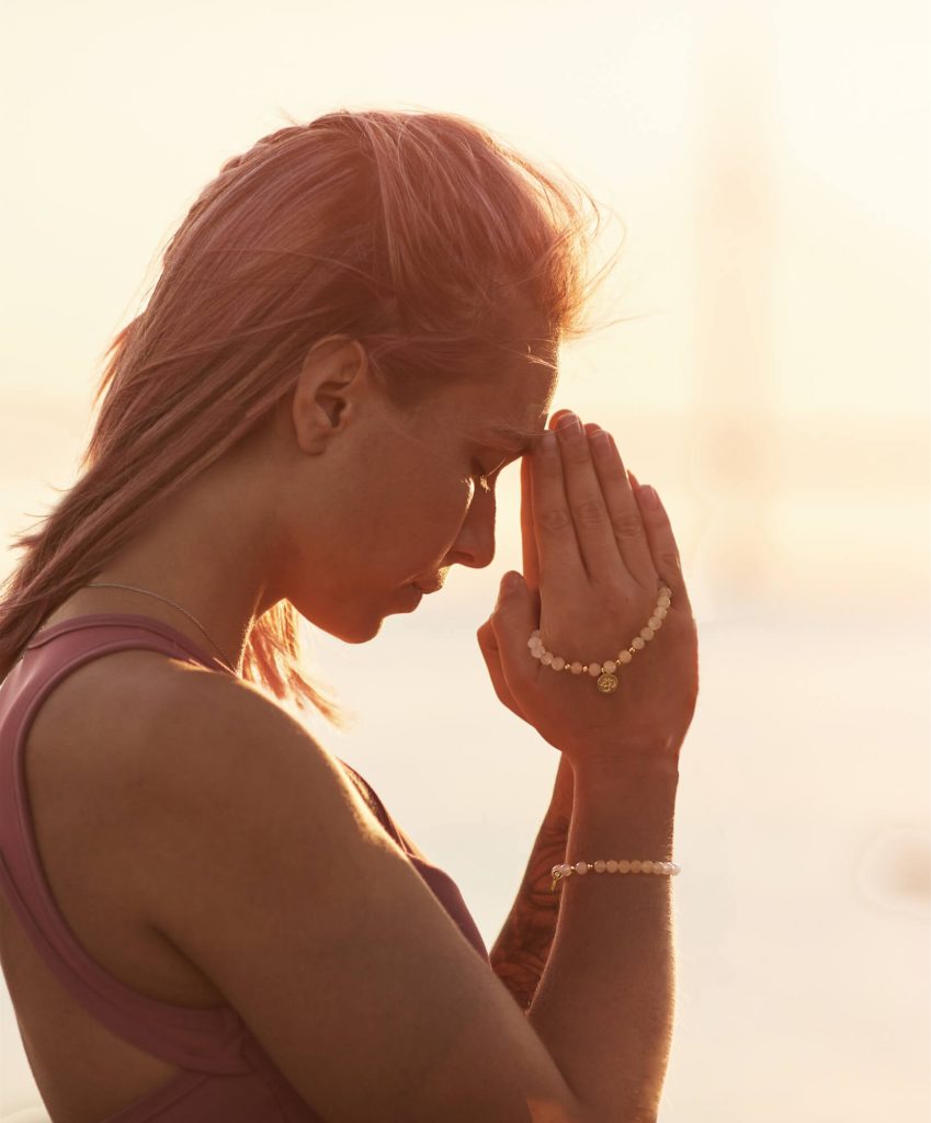 Mondstein Mala Armband 'Chandra' stärkt deine feminine Energie